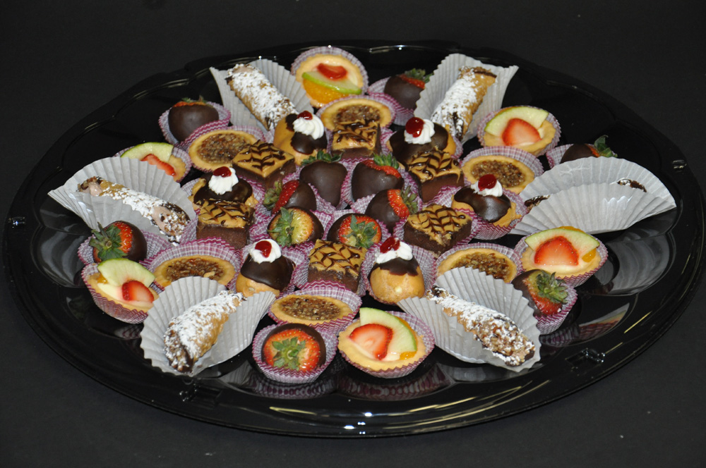 Pastry Tray 12" - Merritt's Bakery